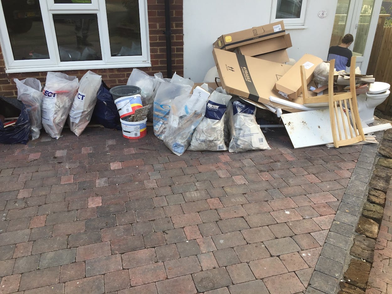 Commercial & Domestic Waste Clearance Essex | LM Waste Management Ltd